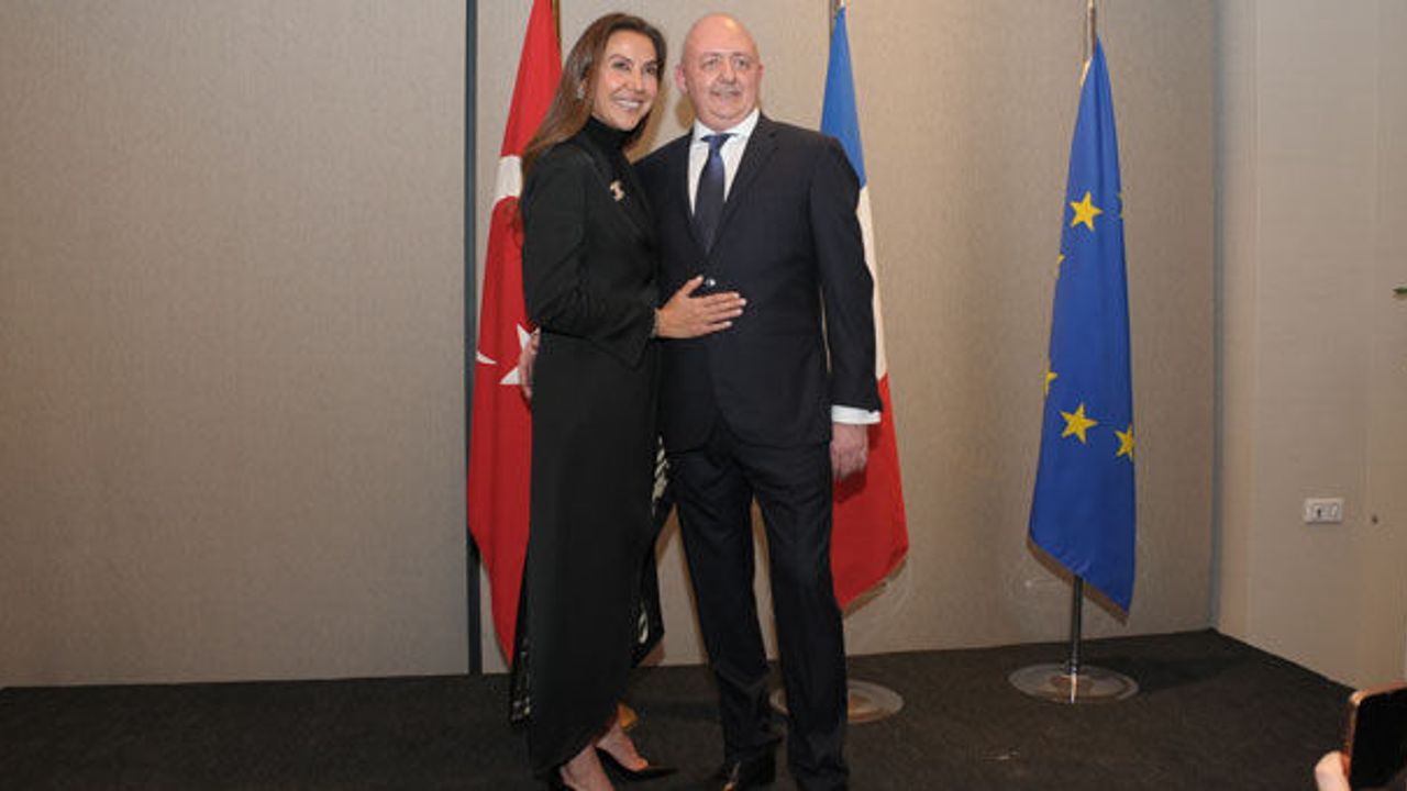 Bernard Arkas, İzmir Fransa Fahri Konsolosu oldu