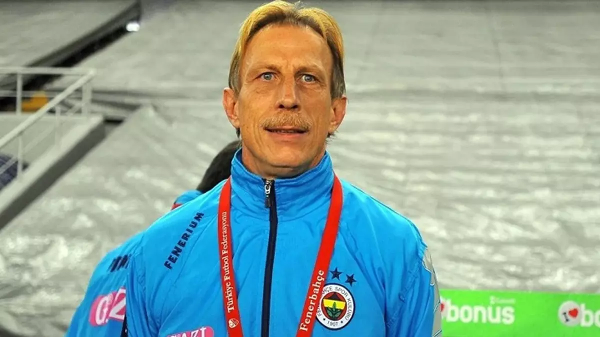 Christoph Daum kimdir? Neden öldü? Türk mü?