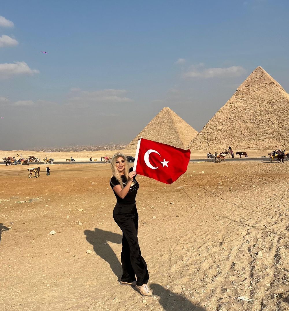 Esra Nur Türker, "Beauty Queen" yarışmasında Türkiye'yi temsil edecek