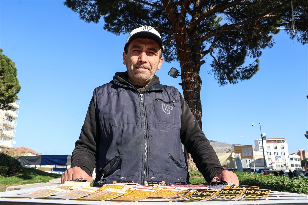 Bergama’dan milyoner çıktı! Büyük ikramiyeyi satan bayi konuştu