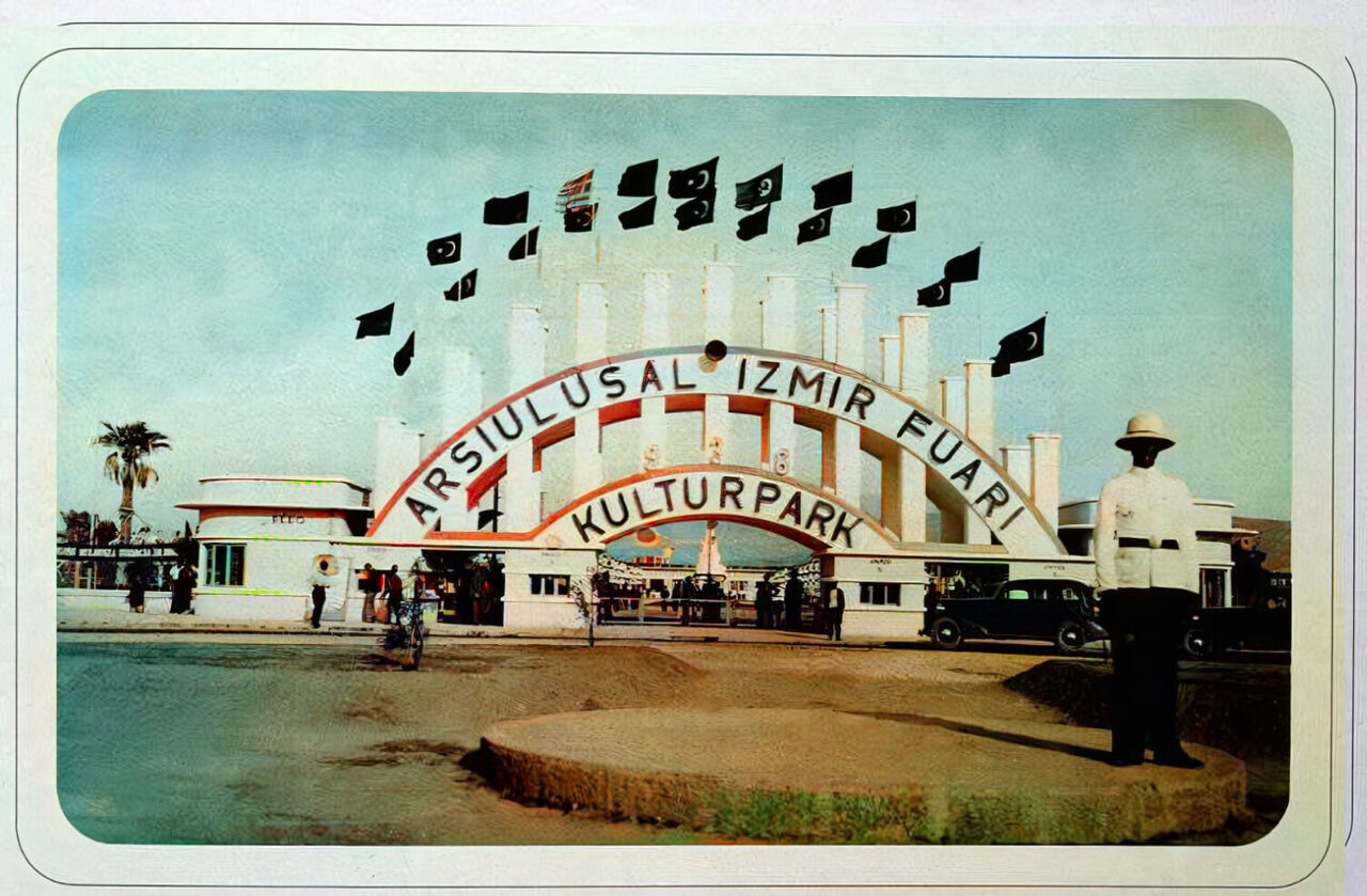 Nihat AK: Bir zaman kapsülü: İEF