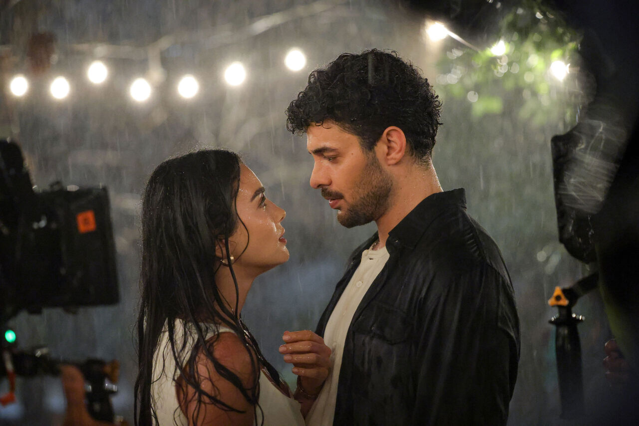 Yeni dizisi “Gözleri Karadeniz” izleyiciyle buluşuyor! Oyuncular kim ...